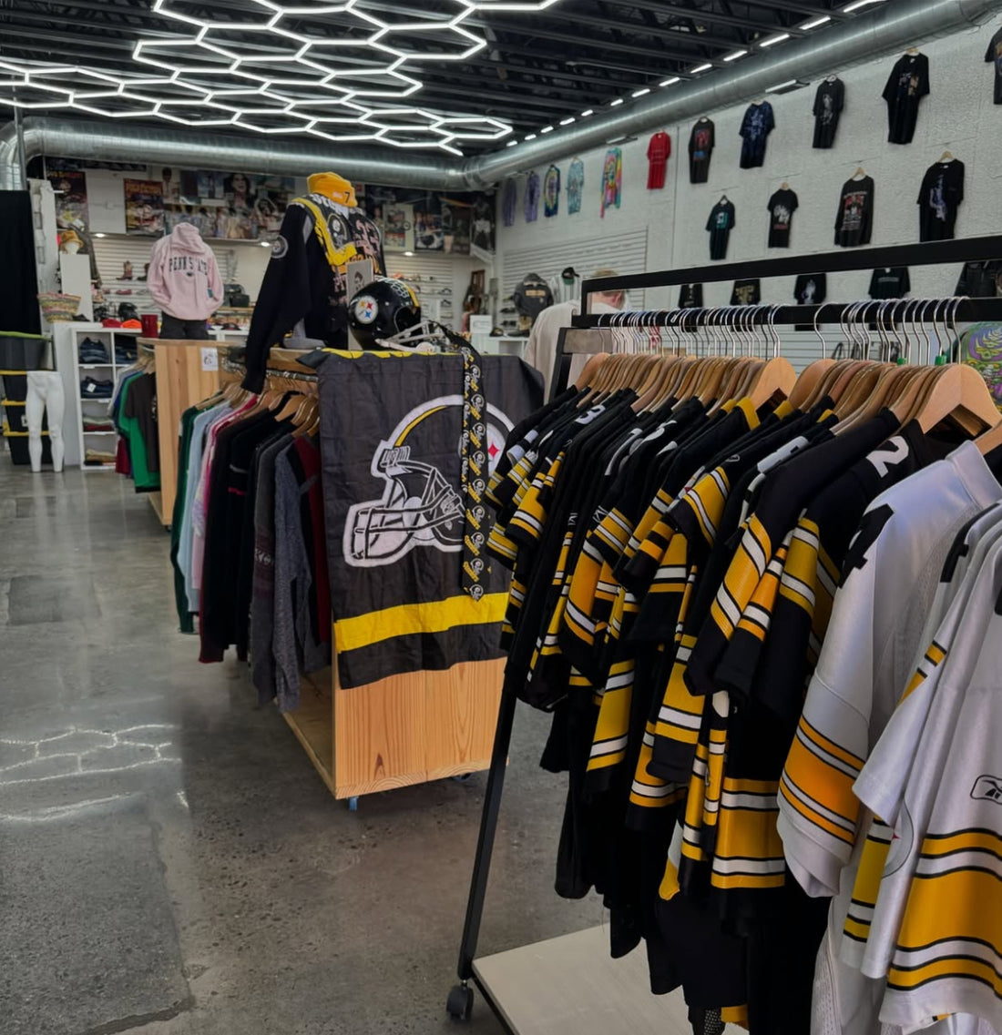 Branded | Vintage Clothing & Sneakers | Timeless Style, Unique Finds ...